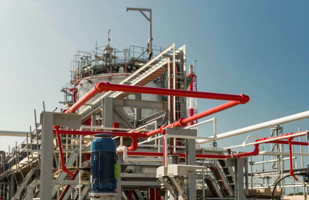 The Power of Asset Hierarchical Structure in Operations